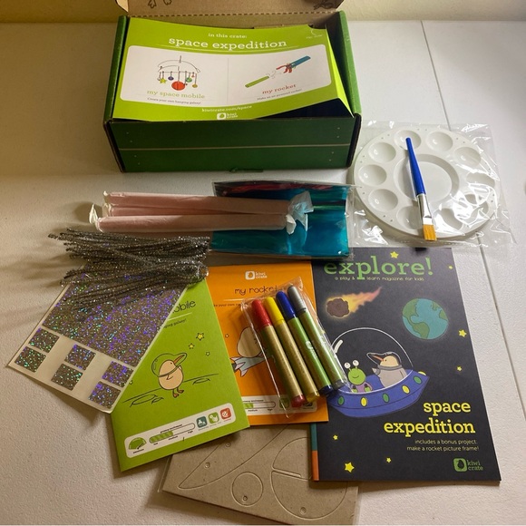 Kiwico | Toys | Space Expedition Kids Building Set By Kiwi Green Blue ...